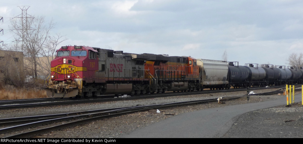 BNSF 787